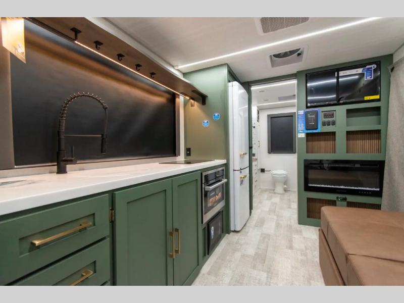 New 2024 Forest River RV No Boundaries RV Suite RVS1 Destination ...