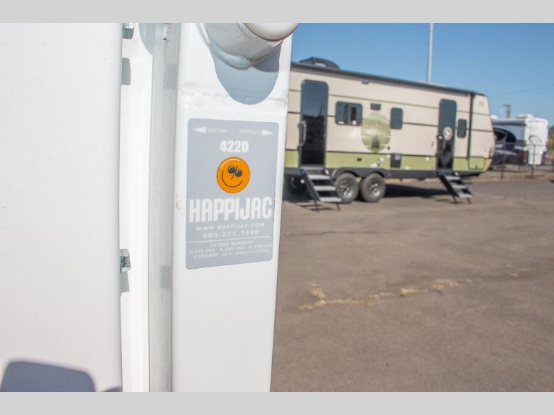 New 2025 Adventurer Manufacturing Inc. Adventurer 89RB Truck Camper at ...