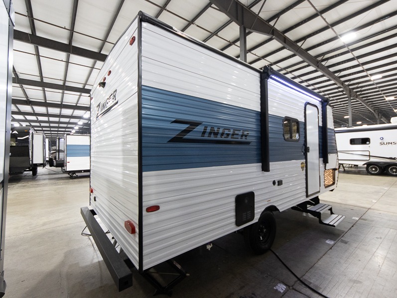 New 2024 CrossRoads RV Zinger Lite 18BH Travel Trailer at Terry Town RV ...