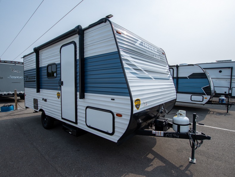 New 2024 CrossRoads RV Zinger Lite 18BH Travel Trailer at Terry Town RV ...