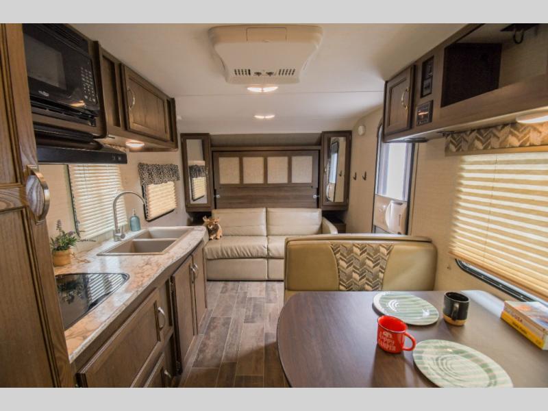 Used 2018 Keystone RV Bullet Crossfire 2070BH Travel Trailer at The ...