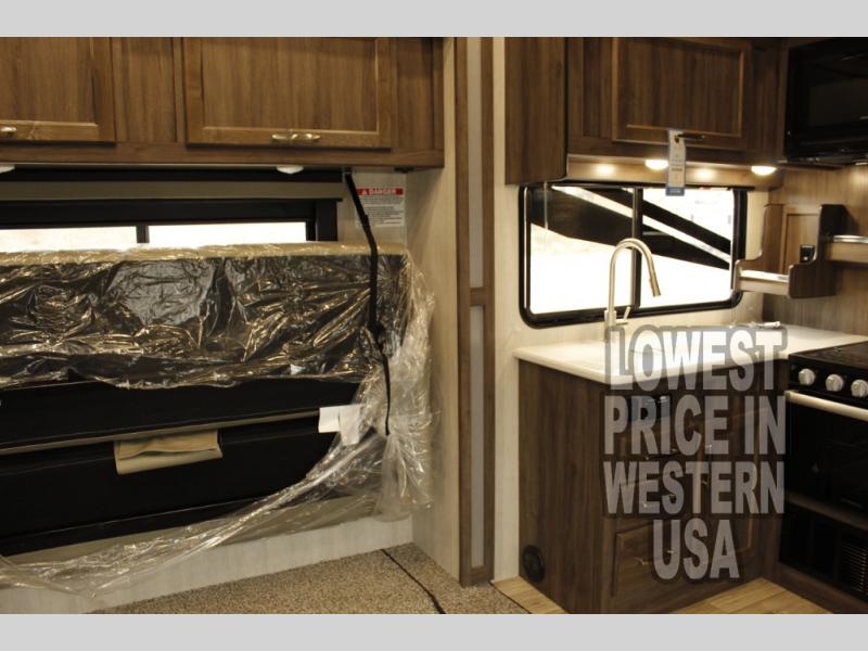 New 2025 Genesis Supreme 28 CRT Toy Hauler Fifth Wheel at Trailer Hitch ...