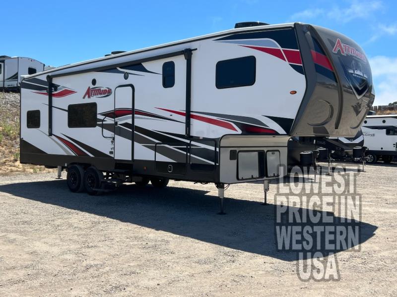 New 2024 Eclipse Attitude Wide Lite 3016SS Toy Hauler Fifth Wheel at ...