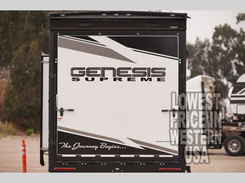 New 2025 Genesis Supreme 28 CRT Toy Hauler Fifth Wheel at Trailer Hitch ...