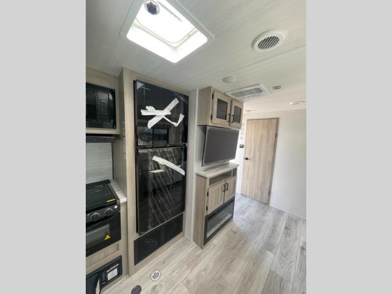 New 2024 EAST TO WEST Della Terra 261RB Travel Trailer at Trailer ...