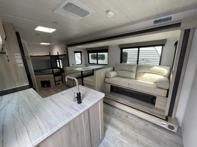 New 2024 EAST TO WEST Della Terra LE 255BHLE Travel Trailer at Trailer Source Inc. | Frederick ...