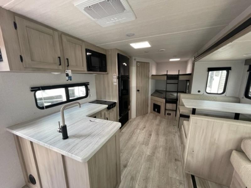 New 2024 EAST TO WEST Della Terra LE 255BHLE Travel Trailer at Trailer Source Inc. | Frederick ...