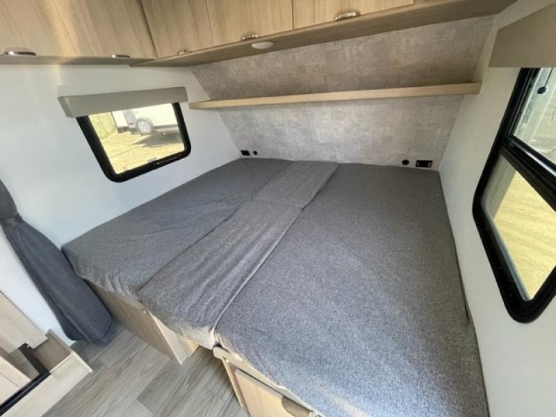 New 2025 Winnebago Micro Minnie 2108TB Travel Trailer at Trailer Source ...