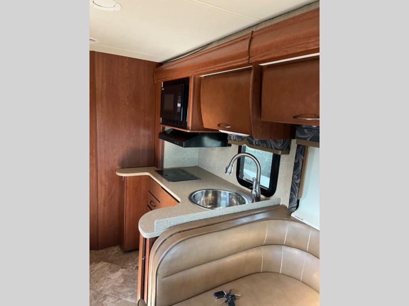 Used 2015 Thor Motor Coach Siesta Sprinter 24SL Motor Home Class C ...