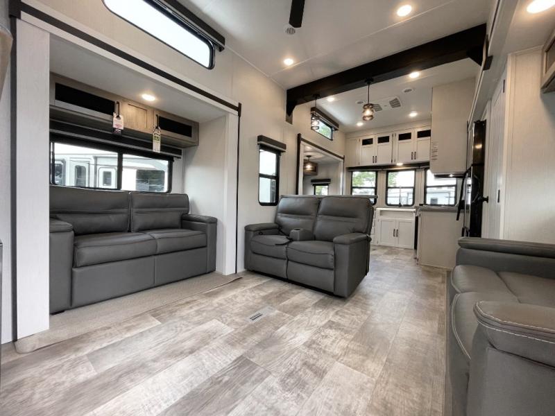 New 2025 Palomino Puma Destination 403LFT Destination Trailer at Triple ...