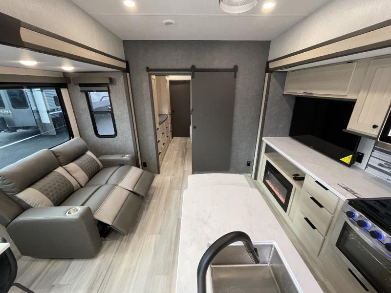 New 2025 Forest River RV Cardinal 35FUN Fifth Wheel at Triple H RVs ...