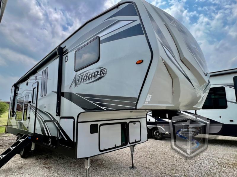 Used 2023 Eclipse Attitude 2814SS Toy Hauler Fifth Wheel at T&S RV and ...
