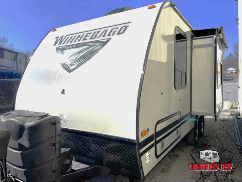 Used 2019 Winnebago Industries Towables Micro Minnie 2106DS Travel ...