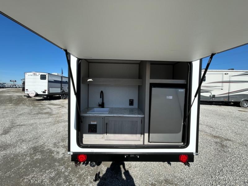 Used 2023 Dutchmen RV Coleman Rubicon 1200 Series 1200RK Travel Trailer ...