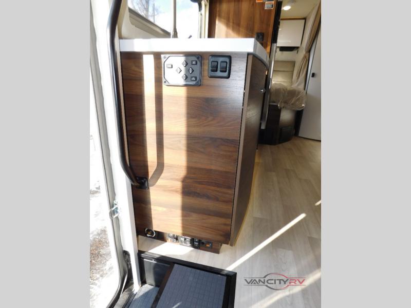 New 2023 Winnebago View 24J Motor Home Class C - Diesel at Van City RV ...