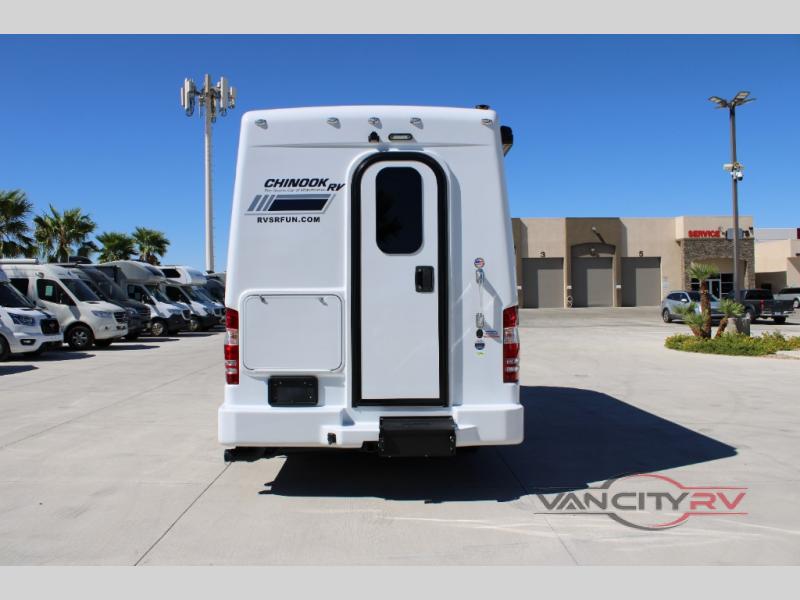 New 2024 Chinook Summit SS Motor Home Class B+ - Diesel at Van City RV ...