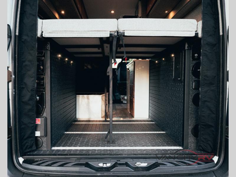 New 2025 Storyteller Overland CREW MODE 170 Motor Home Class B - Diesel ...