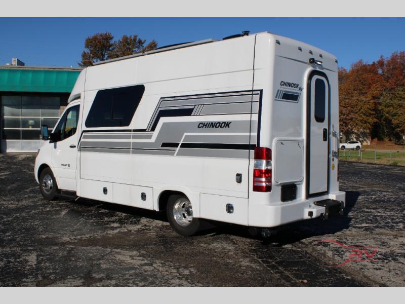 New 2025 Chinook Summit DS Motor Home Class B+ - Diesel at Van City RV ...