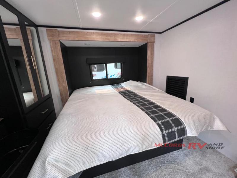 New 2023 Keystone RV Residence 40LOFT Destination Trailer at Vancouver ...