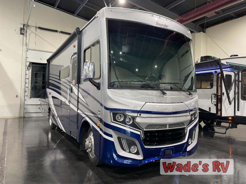 New 2024 Fleetwood RV Bounder 33C Motor Home Class A at Wade's RV ...