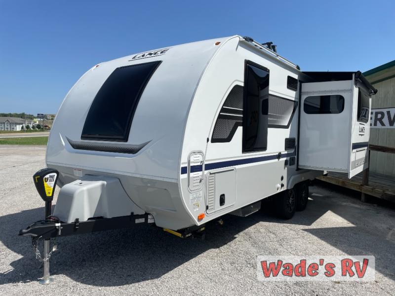 New 2023 Lance Lance Travel Trailers 1875 Travel Trailer at Wade's RV ...