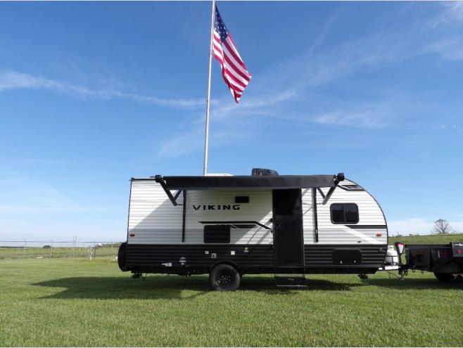 New 2024 Viking Viking 4K Series 18DBS Travel Trailer at Wehr RV ...