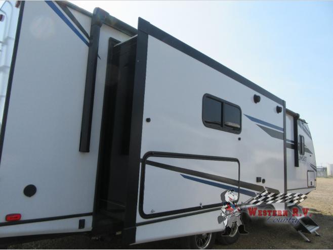 Used 2021 CrossRoads RV Sunset Trail 285CK Travel Trailer at Western RV ...