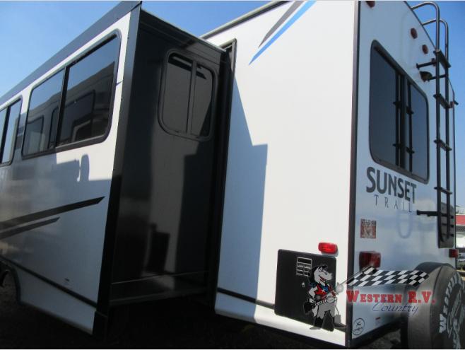 Used 2021 CrossRoads RV Sunset Trail 285CK Travel Trailer at Western RV ...