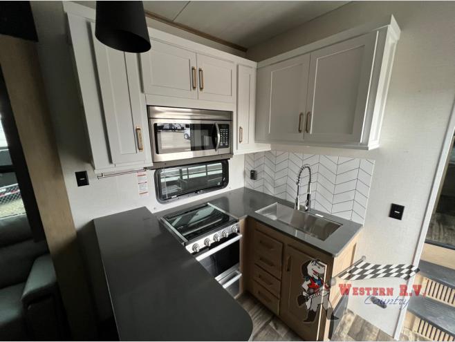 Used 2022 Keystone RV Raptor 429 Toy Hauler Fifth Wheel at Western RV ...