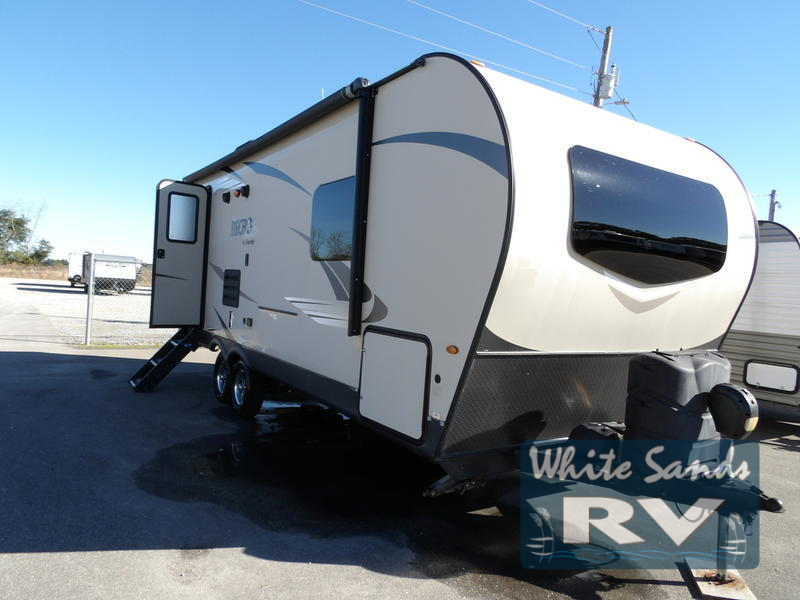 Used 2020 Forest River RV Flagstaff Micro Lite 25RKS Travel Trailer at ...