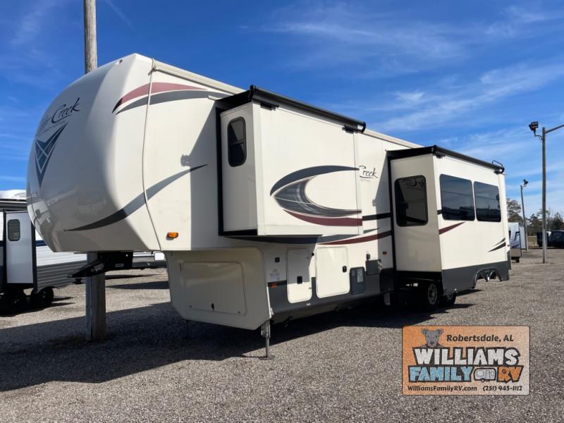 Used 2021 Forest River RV Cedar Creek Silverback 35LFT Fifth Wheel at ...