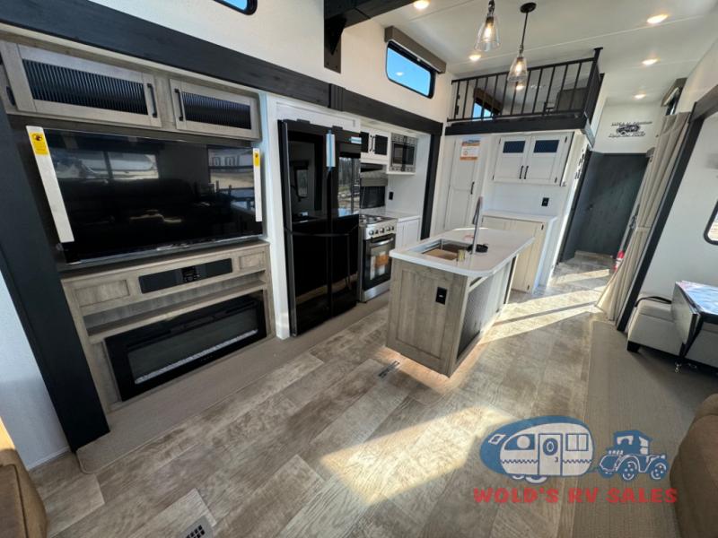 New 2025 Palomino Puma Destination 401RLFT Destination Trailer at Wolds ...