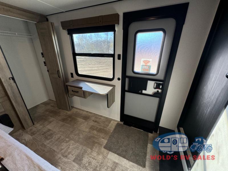 New 2025 Palomino Puma Destination 401RLFT Destination Trailer at Wolds ...