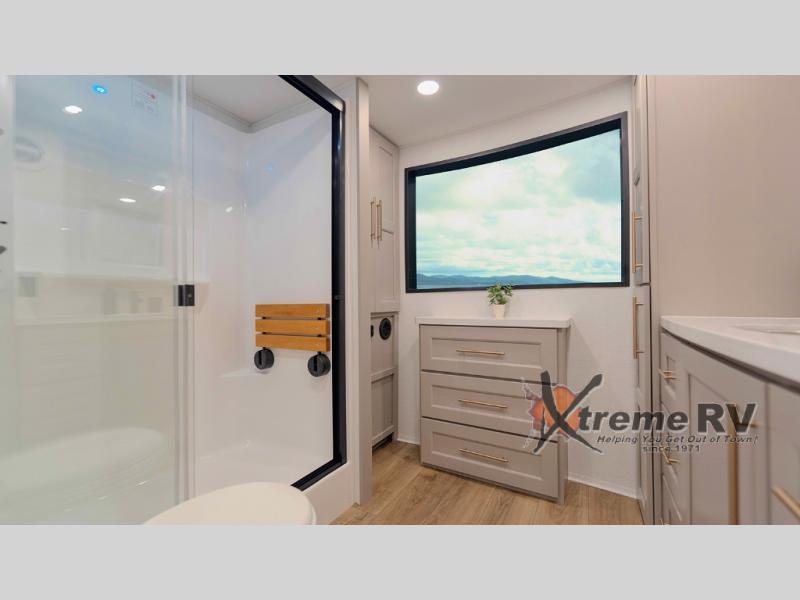 New 2026 Alliance RV Benchmark 44LFT Travel Trailer at Xtreme RV | Eden ...