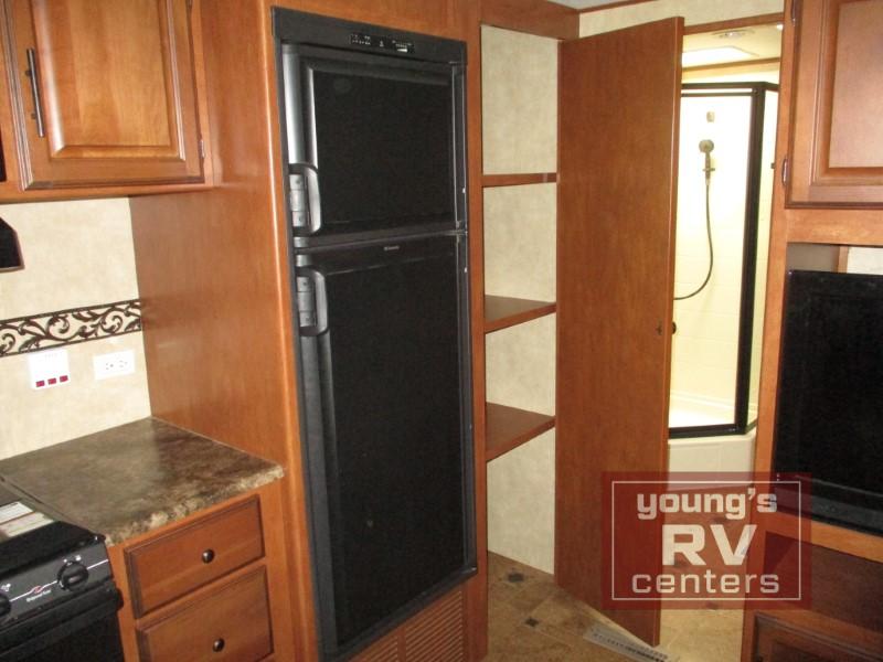 Used 2013 SunnyBrook Raven 3201RB Travel Trailer at Youngs RV | Fremont ...