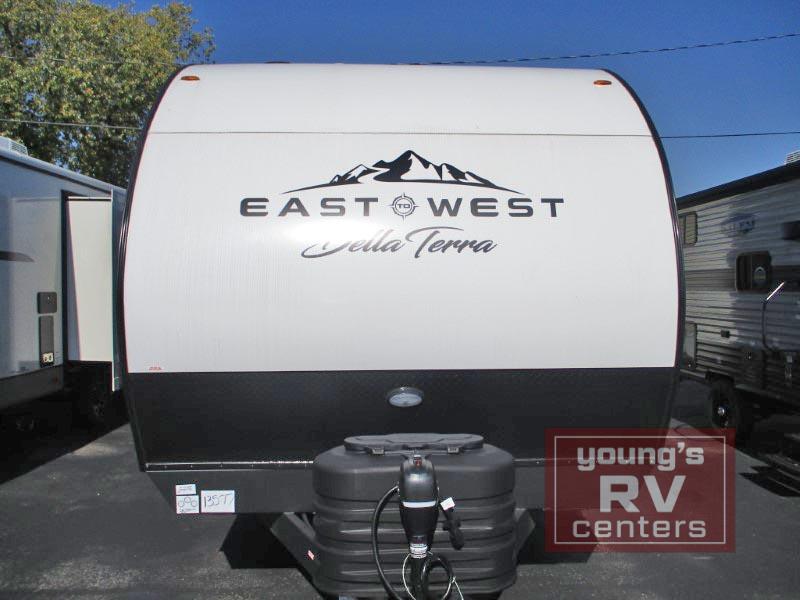 New 2024 EAST TO WEST Della Terra 251RD Travel Trailer at Youngs RV | Fremont, OH | #7242